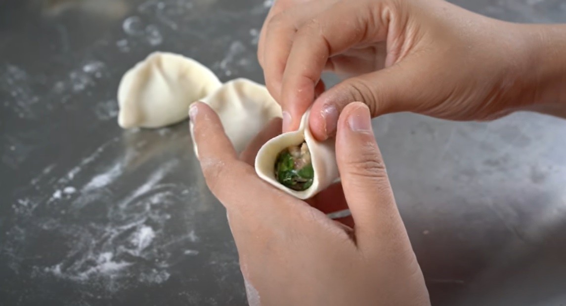 Φτιάχνουμε χειροποίητα dumplings με 11 διαφορετικούς τρόπους στο σπίτι ...