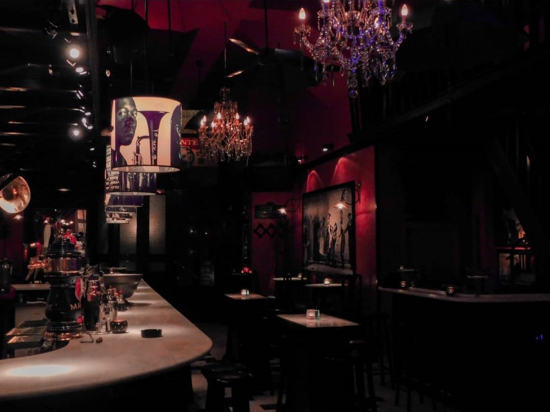 Notos Jazz Bar: Η ζωντανή Jazz ιστορία της Πάτρας | cantinamag.gr