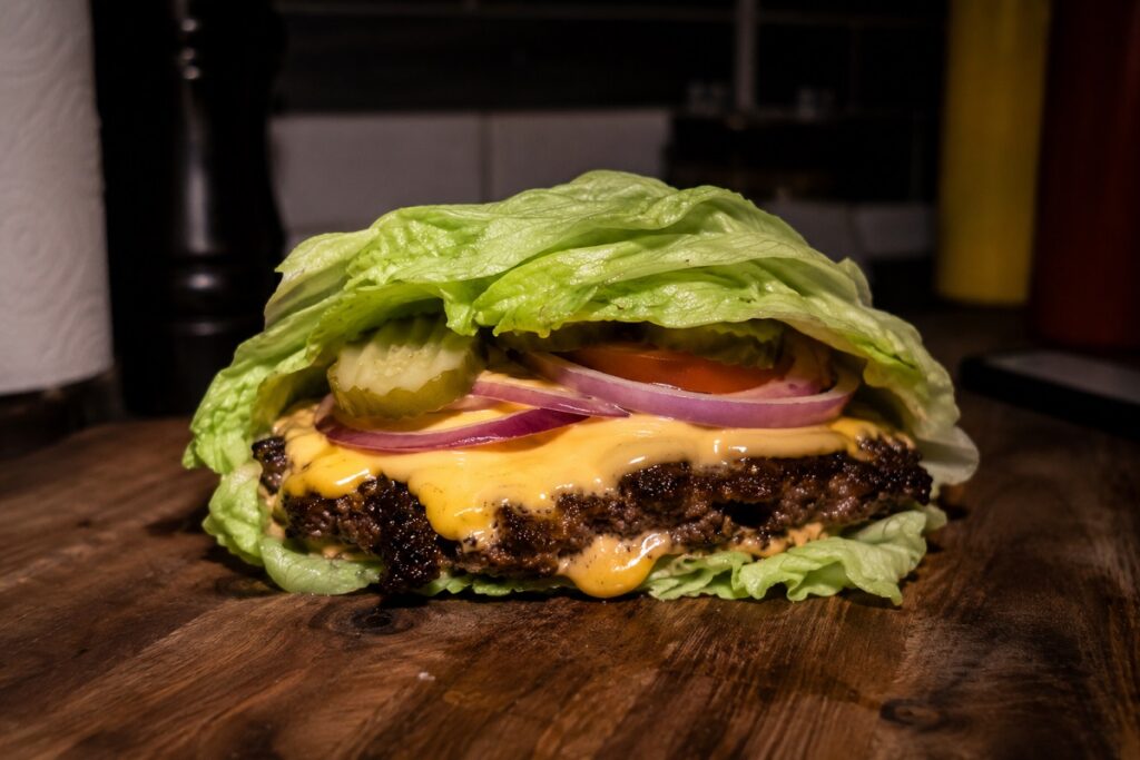 Lettuce wrap burger: Φτιάχνουμε το viral burger των In-N-Out Burger ...